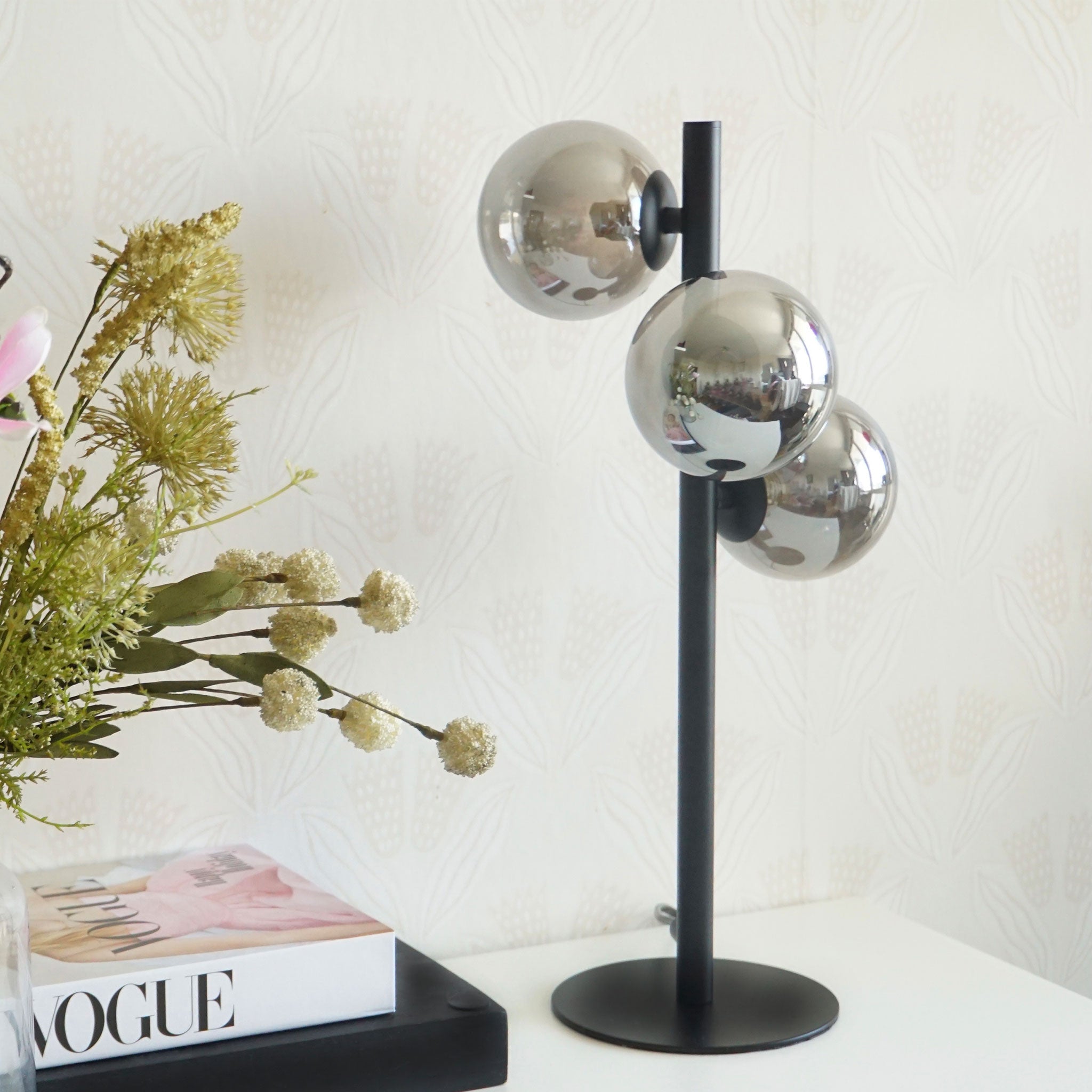 Molekyl 3-lys bordlampe svart metall sotet glass 3xG9 | art deco lampe ...